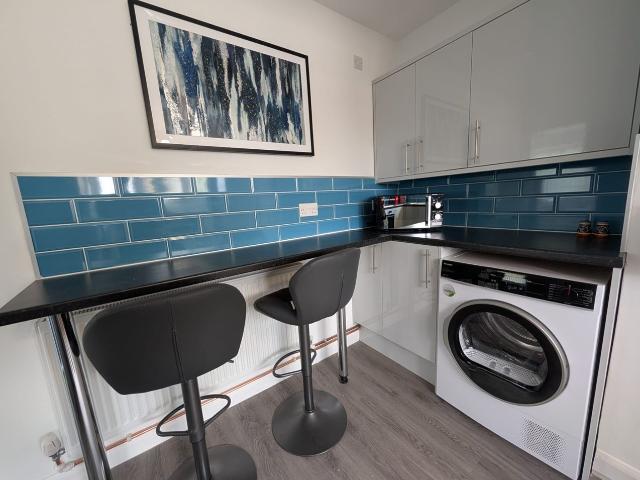 Room at Plackett Way, Slough