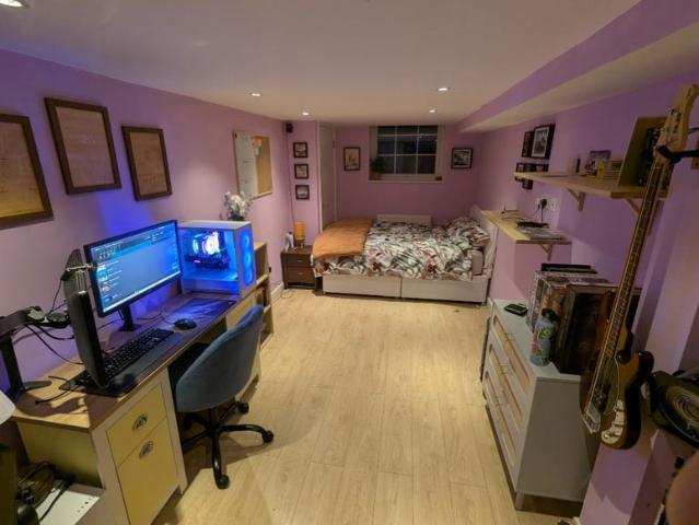 Room at Plaistow Grove, Greater London
