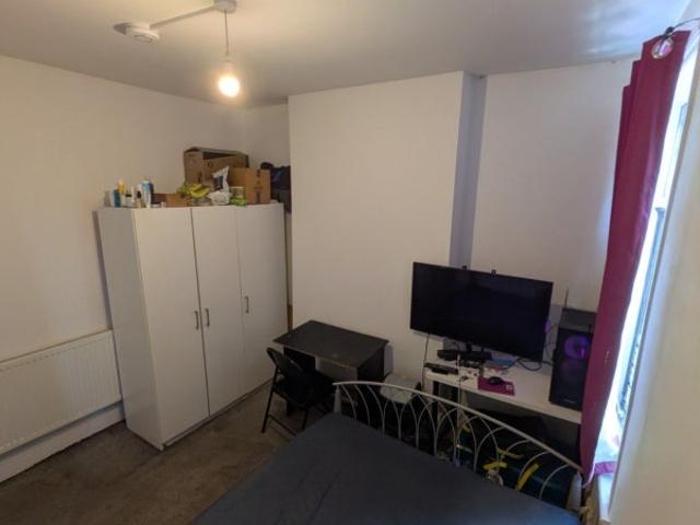 Room at Plashet Road, Greater London