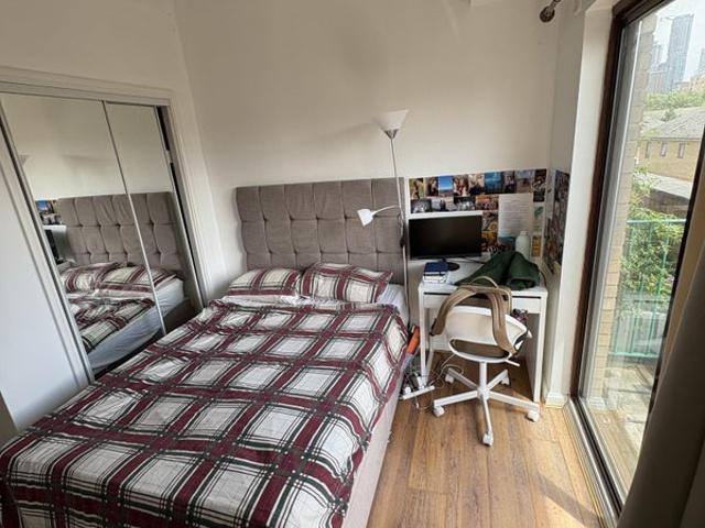 Room at Plover Way, Greater London