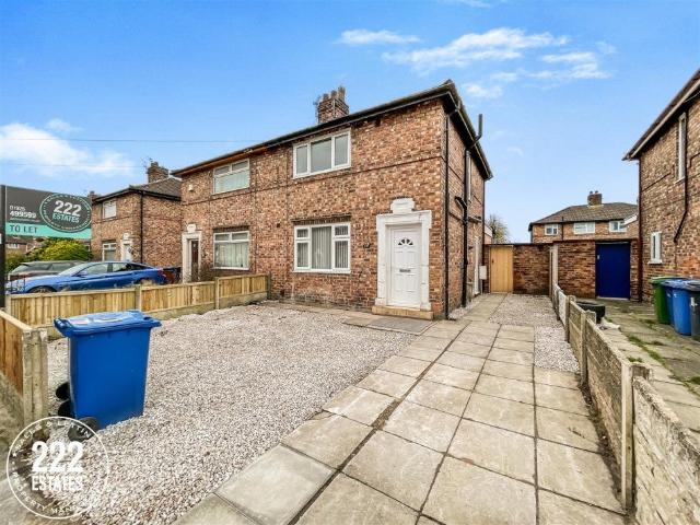 Room at Plumtre Avenue, Warrington
