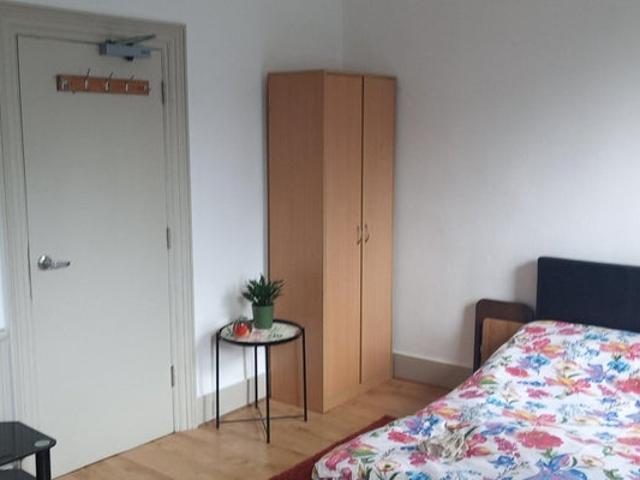 Room at Plumstead Common Road, Greater London