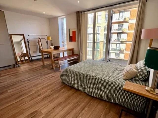 Room at Plumstead Road, Greater London