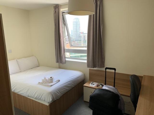 Room at Pocock Street, Greater London