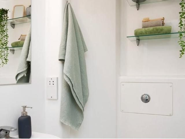 Room at Pocock Street, Greater London