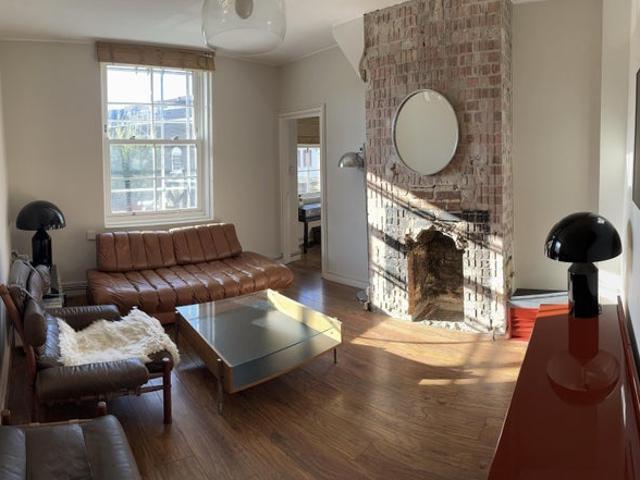 Room at Pocock Street, Greater London