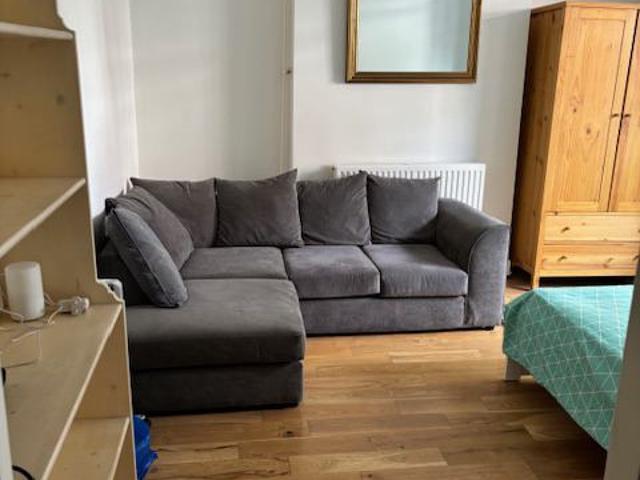 Room at Poet's Road, Greater London