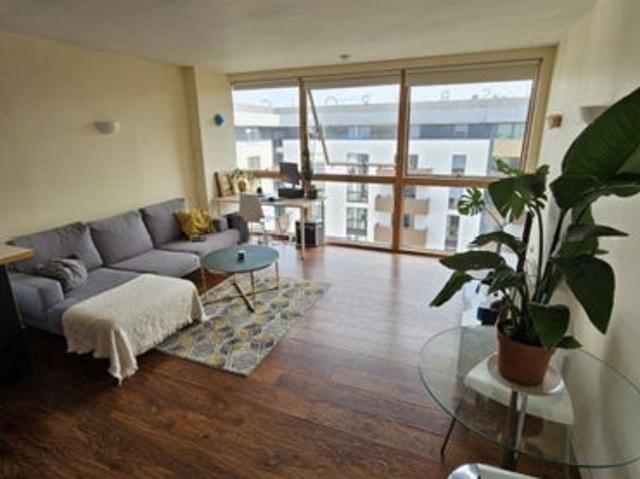 Room at Poole Street, Greater London