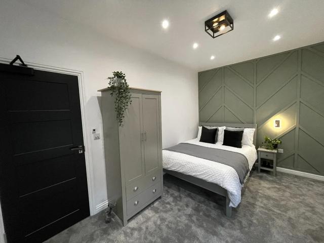 Room at Poole Street, Northampton