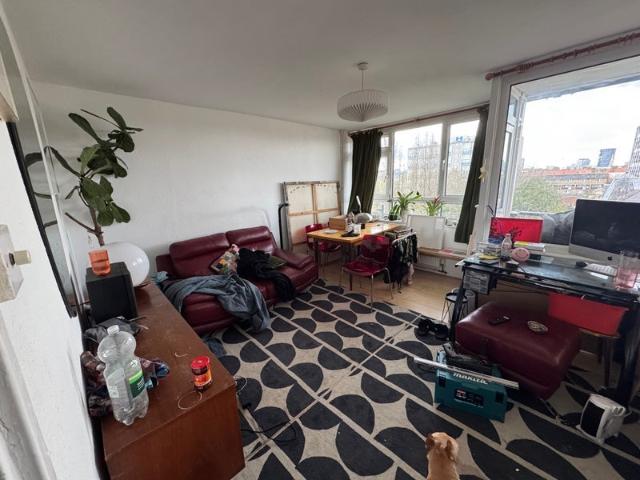 Room at Pollard Street, Greater London