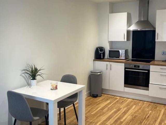 Room at Pomona Strand, Trafford