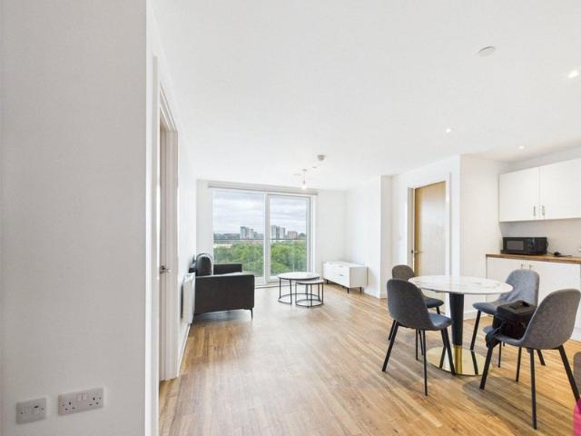 Room at Pomona Strand, Trafford