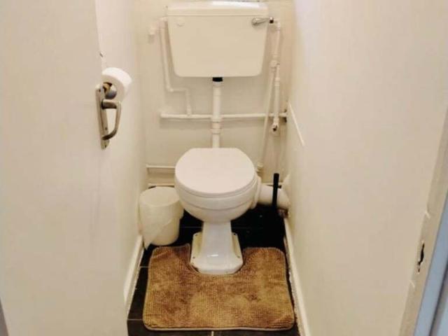 Room at Poplar High Street, Greater London