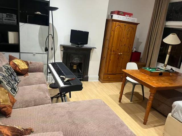 Room at Poppleton Road, Greater London