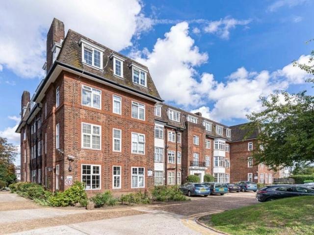 Room at Porchester Close, Greater London