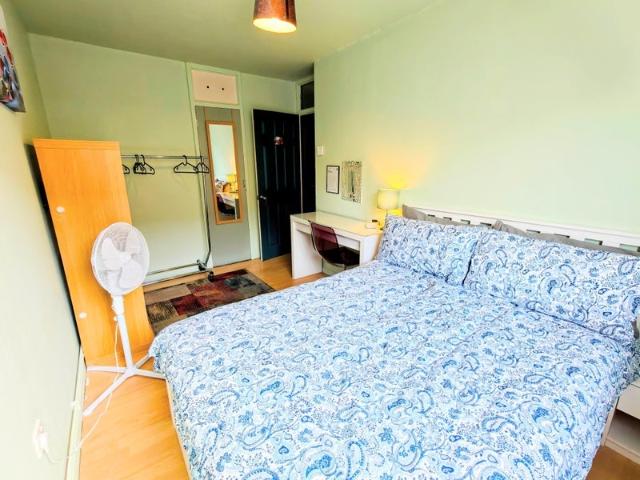 Room at Portia Way, Greater London