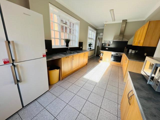 Room at Portland Road, Birmingham
