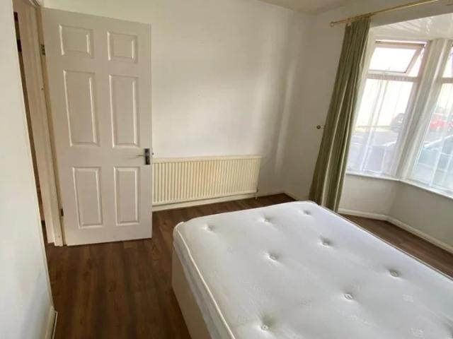 Room at Portland Road, Gillingham