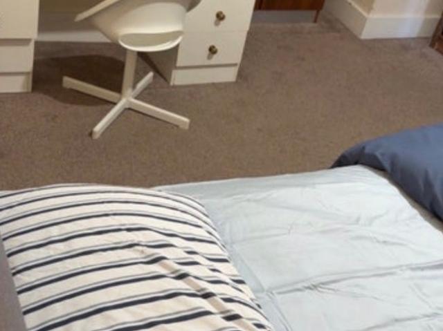Room at Portland Road, Greater London