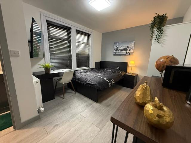 Room at Portland Street, Gateshead