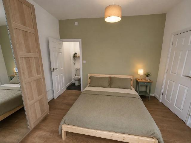 Room at Portree Street, Greater London