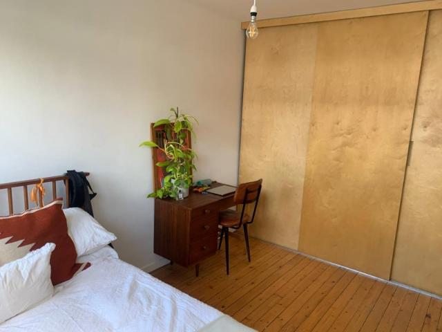 Room at Pownall Road, Greater London