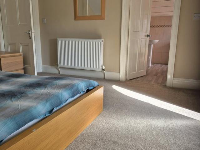 Room at Powis Road, Preston