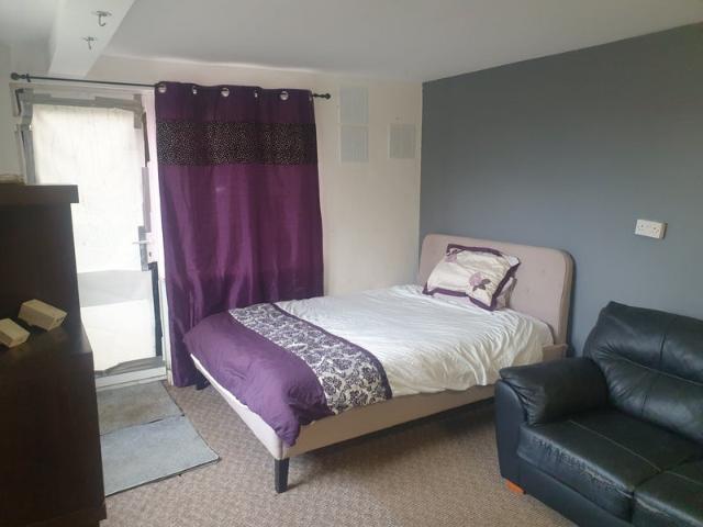 Room at Potton Road, Huntingdonshire