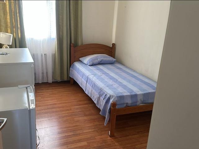 Room at Poynders Gardens, Greater London