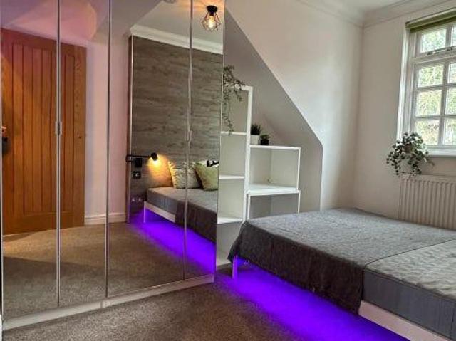 Room at Prentiss Court, Greater London