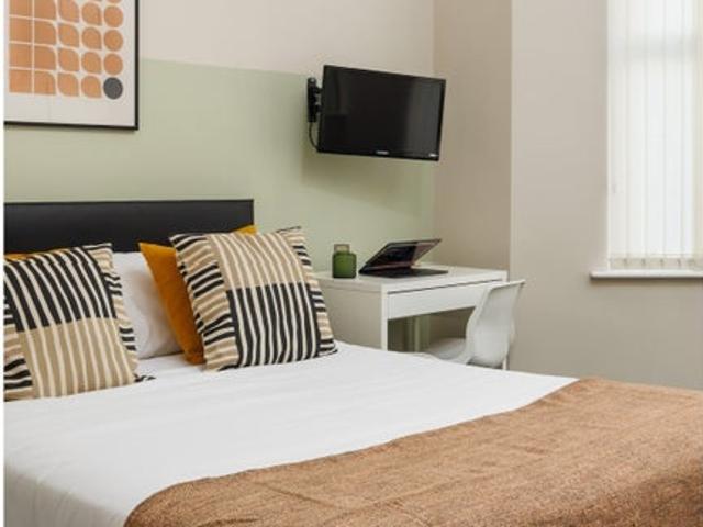 Room at Preston Grove, Liverpool