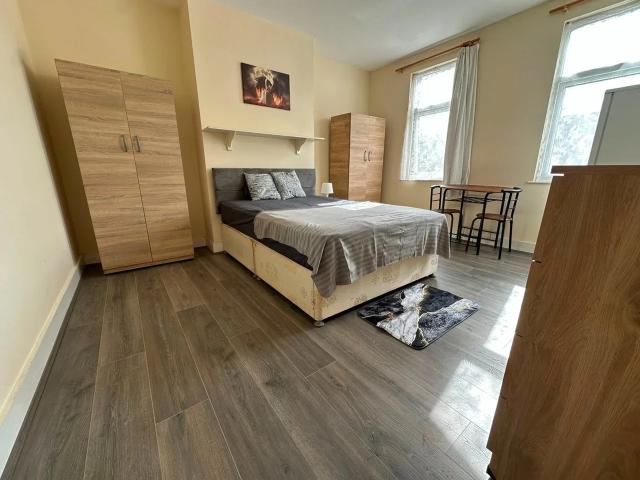 Room at Preston Road, Greater London