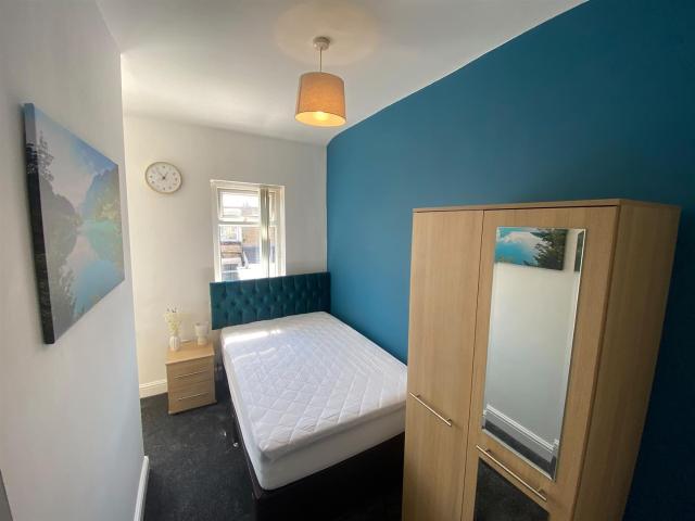 Room at Prestwich Street, Burnley