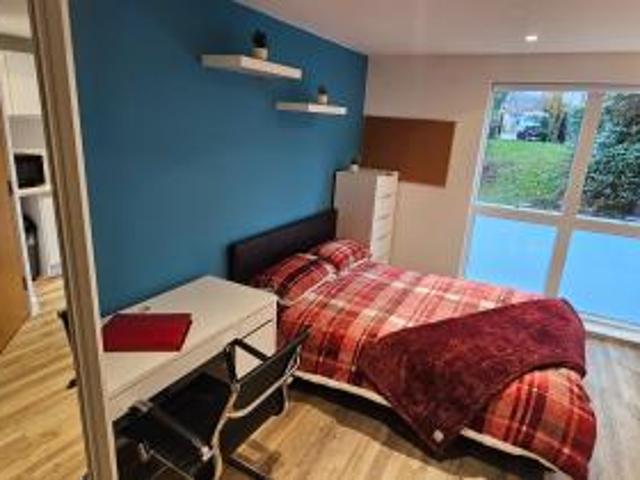Room at Primrose Street, Cambridge
