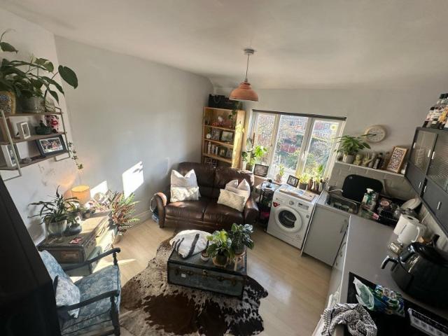 Room at Prince of Wales Lane, Metropolitan Borough of Solihull