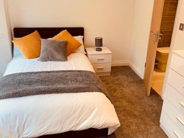 Room at Princes Avenue, Watford