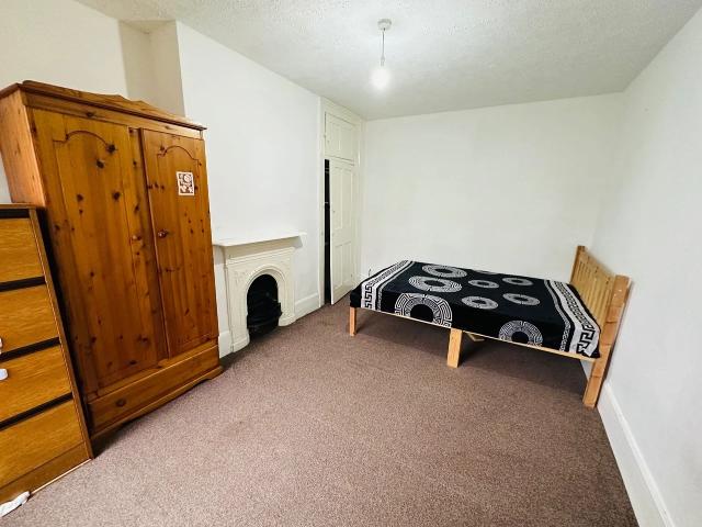 Room at Princes Street, Maidstone