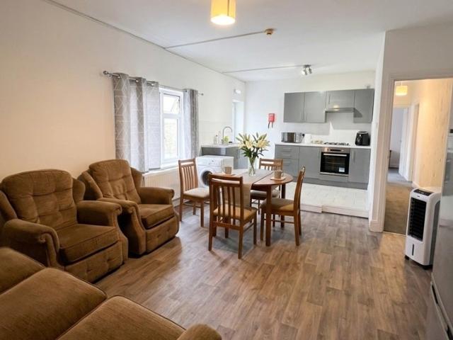 Room at Princes Road, Cleethorpes