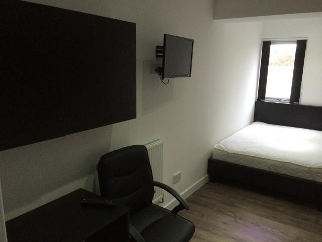 Room at Prior Deram Walk, Coventry