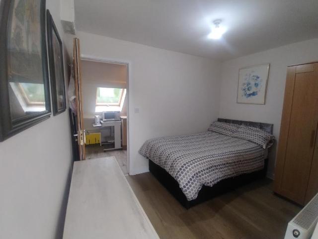 Room at Prior Deram Walk, Coventry