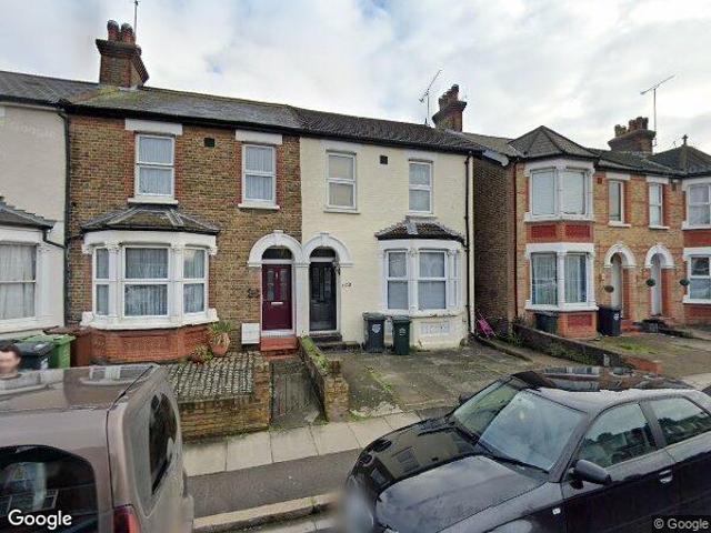 Room at Priory Road, Dartford