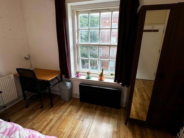 Room at Pritchard's Road, Greater London