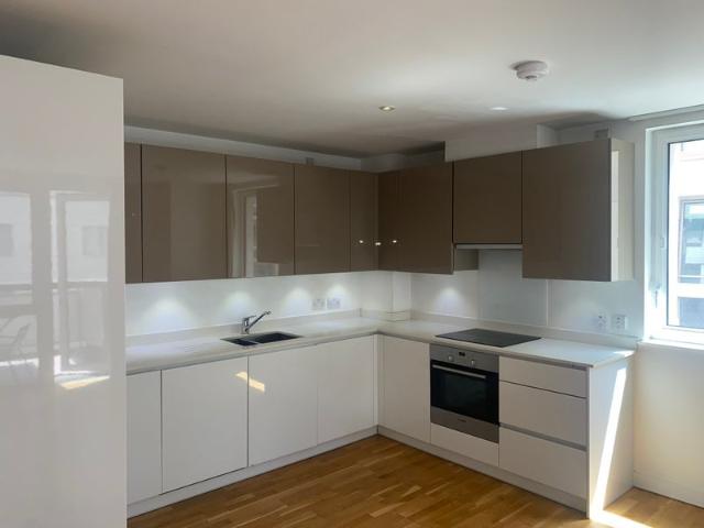 Room at Prize Walk, Greater London