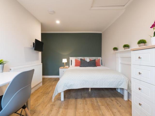Apartment at Prospect Street, Plymouth