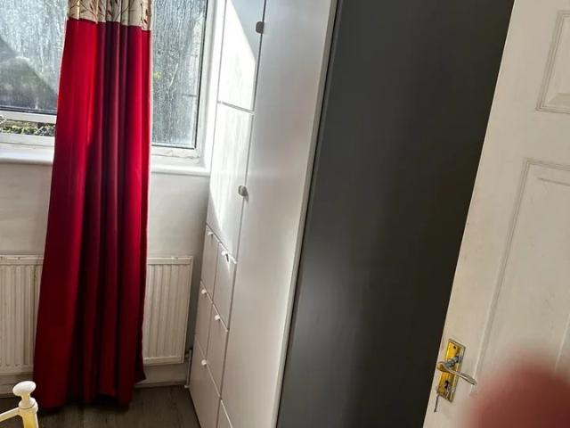 Room at Prospect Vale, Greater London