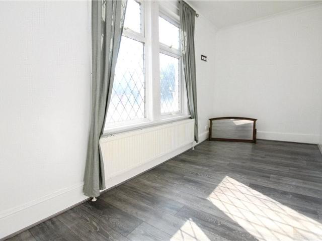 Room at Quadrant Road, Greater London