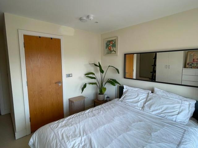 Room at Quadrant Walk, Greater London