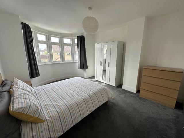 Room at Queen Charlton Lane, Bristol