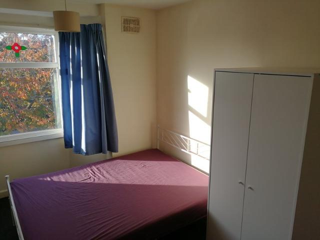 Room at Queen Isabel's Avenue, Coventry