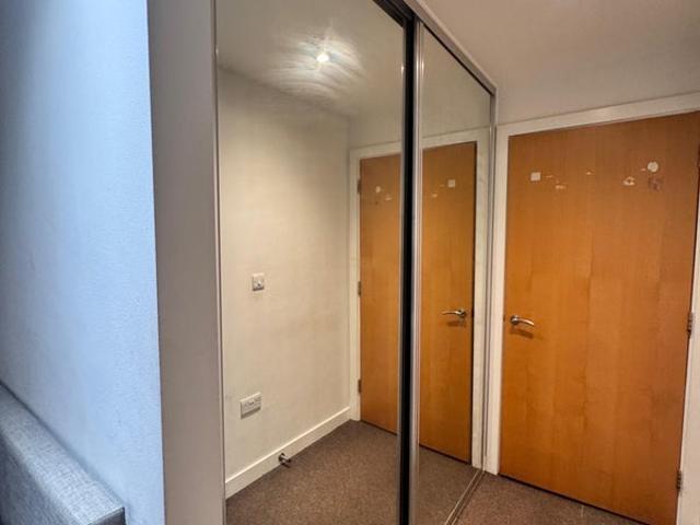 Room at Queen Street, Leicester